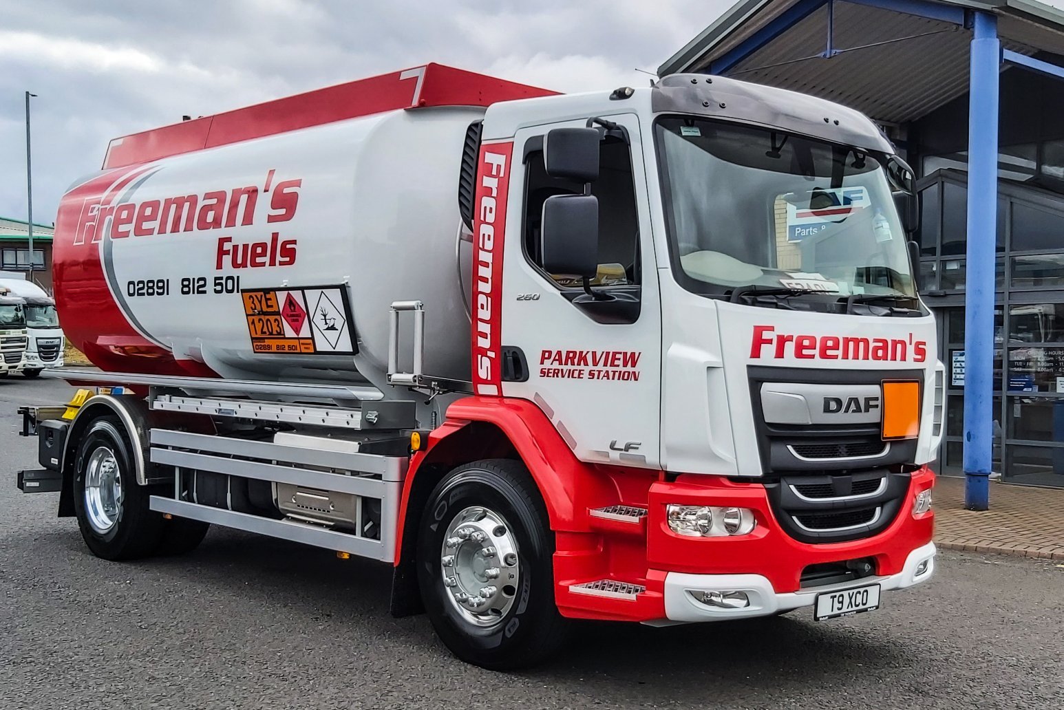 NEW DAF TANKER ARRIVES AT FREEMAN'S FUELS, NEWTOWNARDS